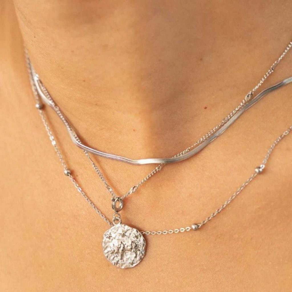 Bijou inoxydable : un accessoire de mode précieux - cadetcom.fr